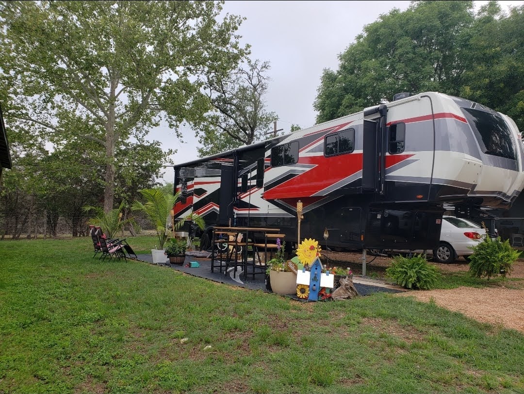 Park Description | Ingram Lake RV Park